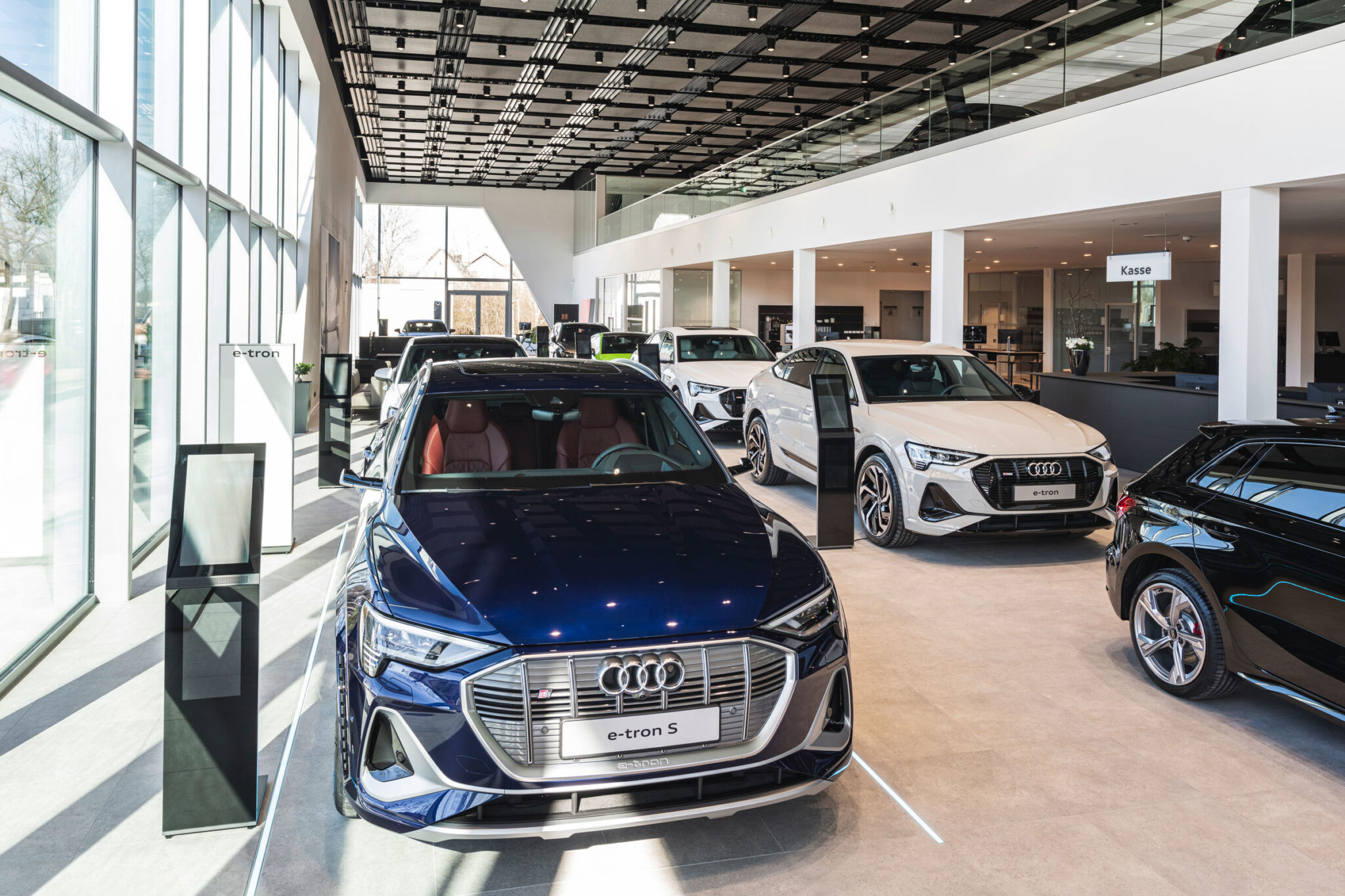 Audi revealed the new flagship store in Munich