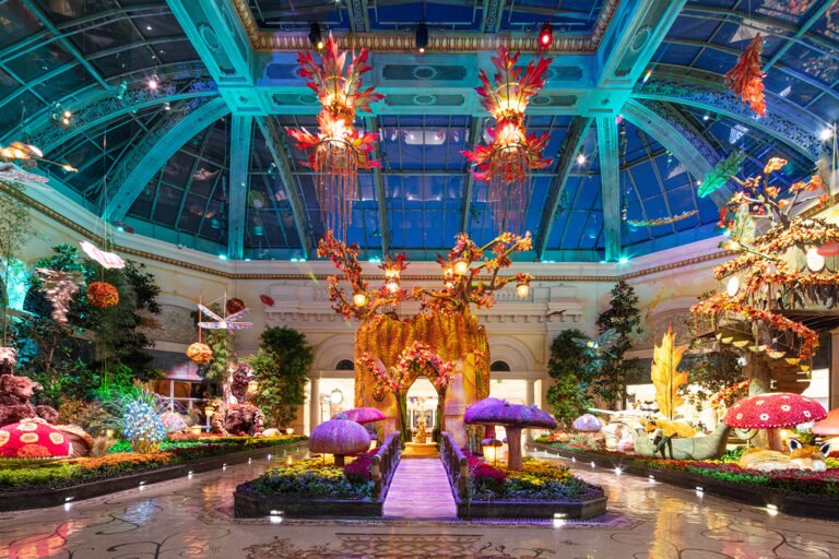 WATCH: 2021 Autumn Display at Bellagio’s Conservatory & Botanical Garden