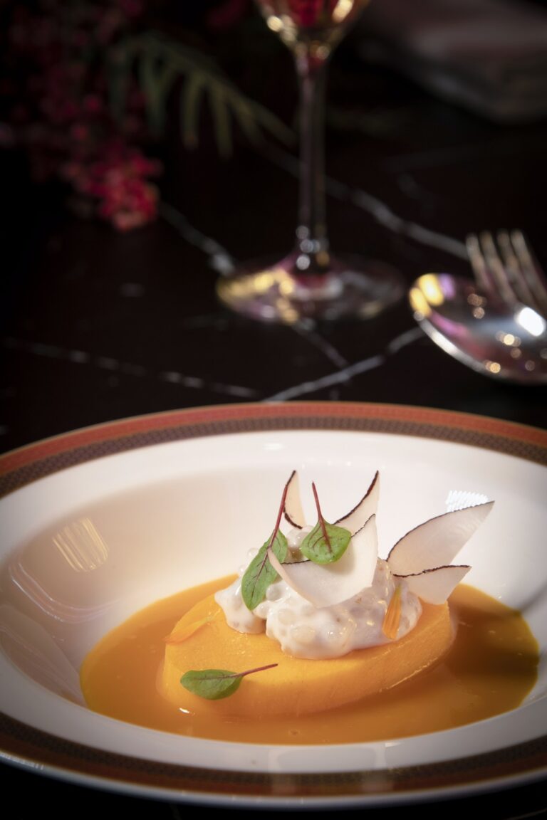 LiLi at the Peninsula Paris has reopened with new culinary offerings