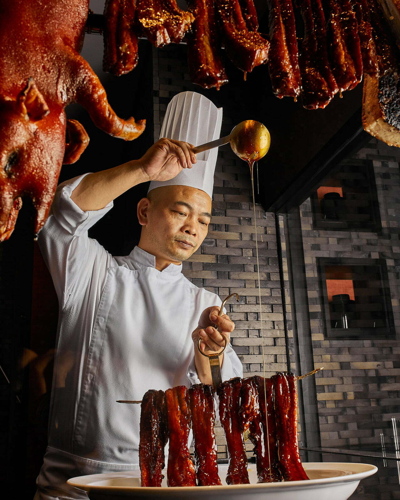 Chef Qiu Xiaogui and his team awarded the first Michelin star in ...