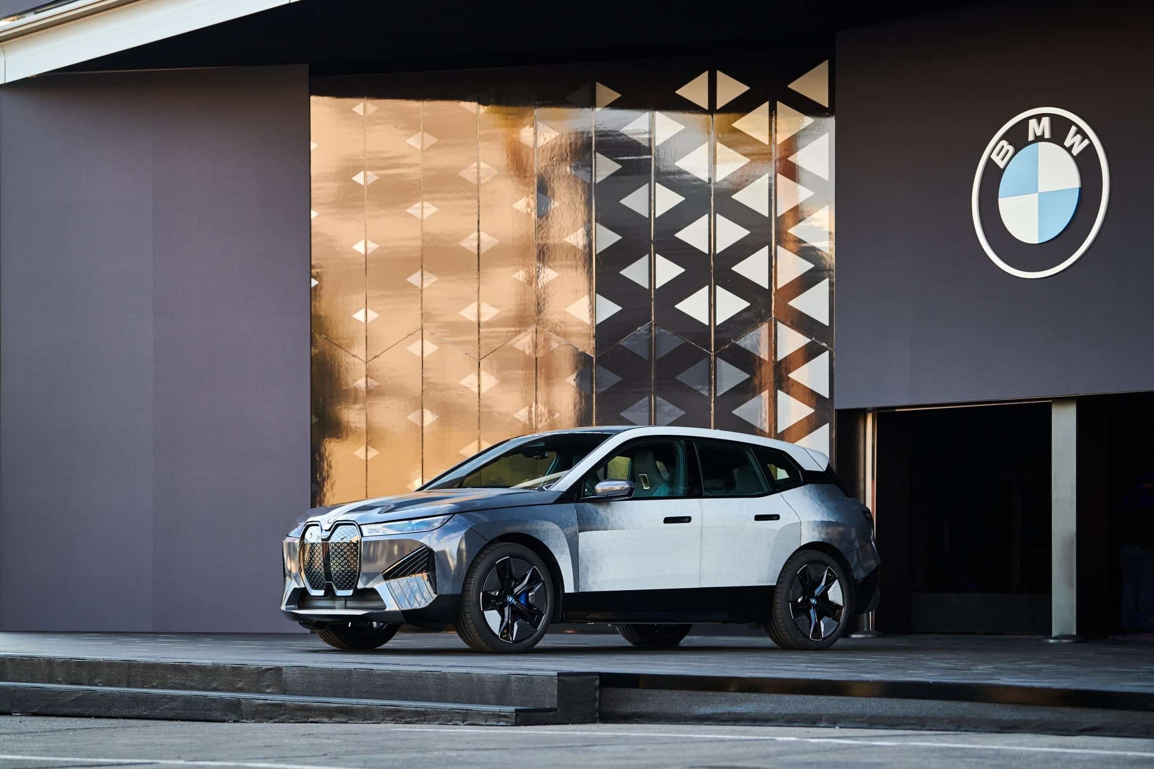 WATCH: The Making of BMW iX Flow featuring E Ink