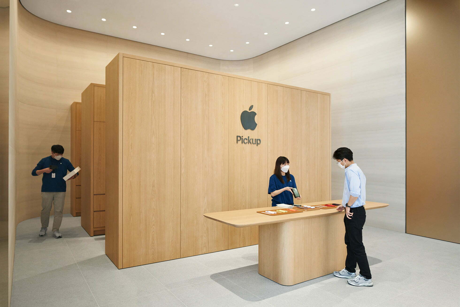 Apple Myeongdong, Apple’s newest location in South Korea, opens this ...