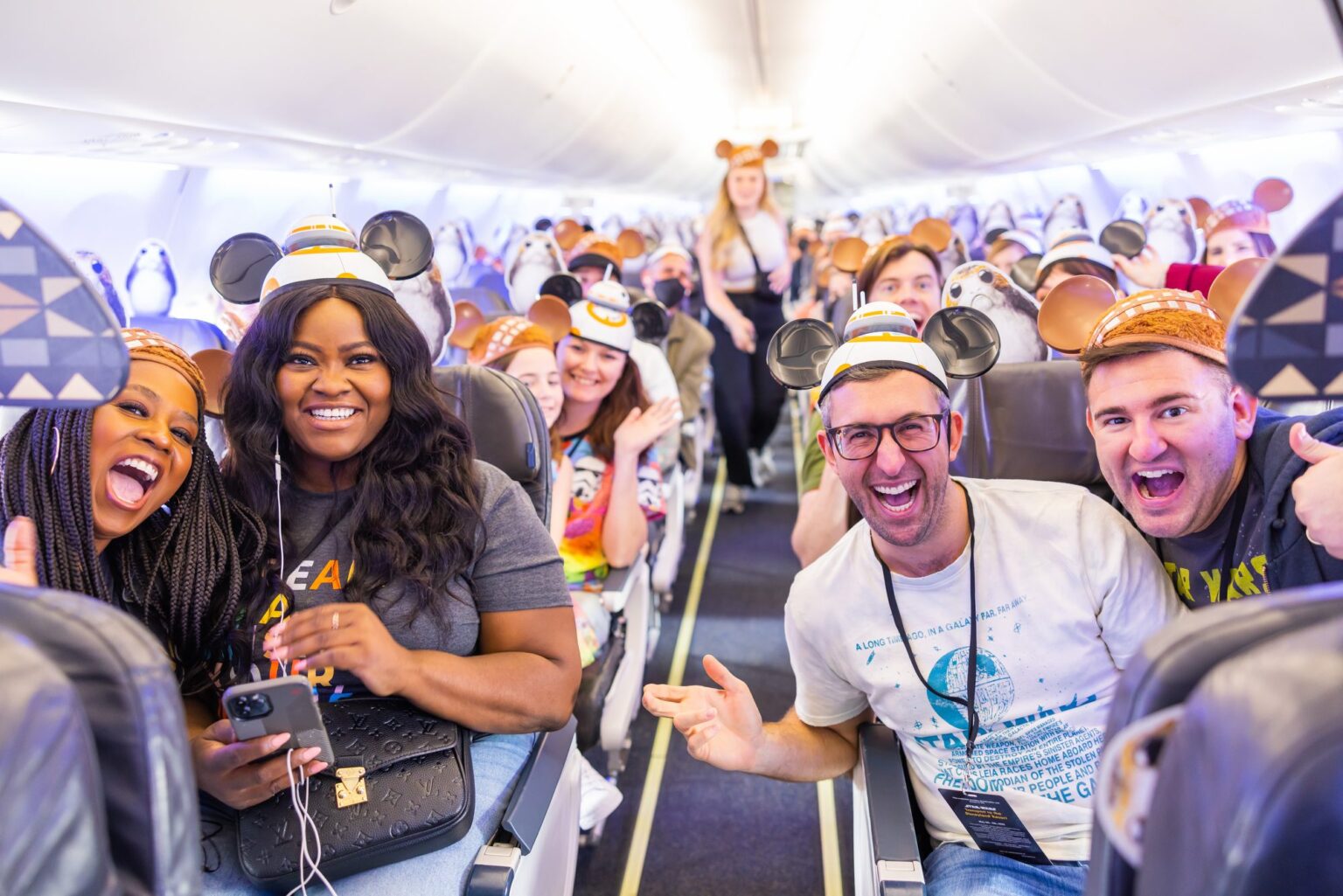 VIDEO: Star Wars-themed aircraft from Disneyland Resort and Alaska ...