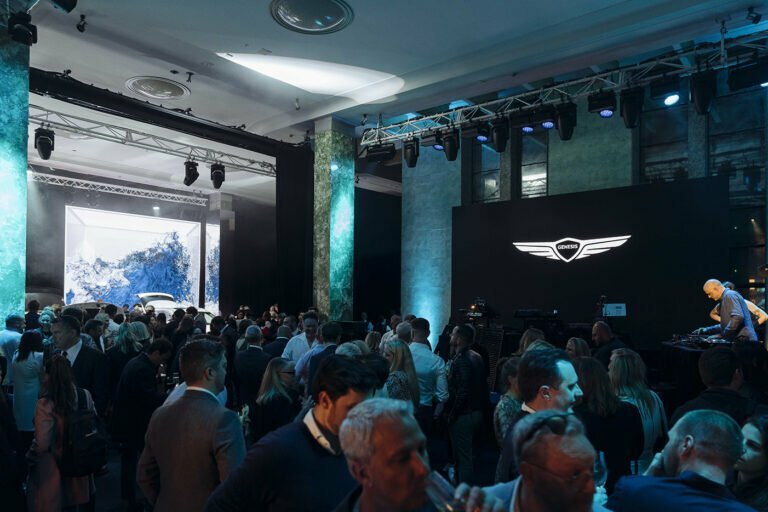 SNAP TASTE | Genesis revealed GV60 at the Museum of Contemporary Art ...