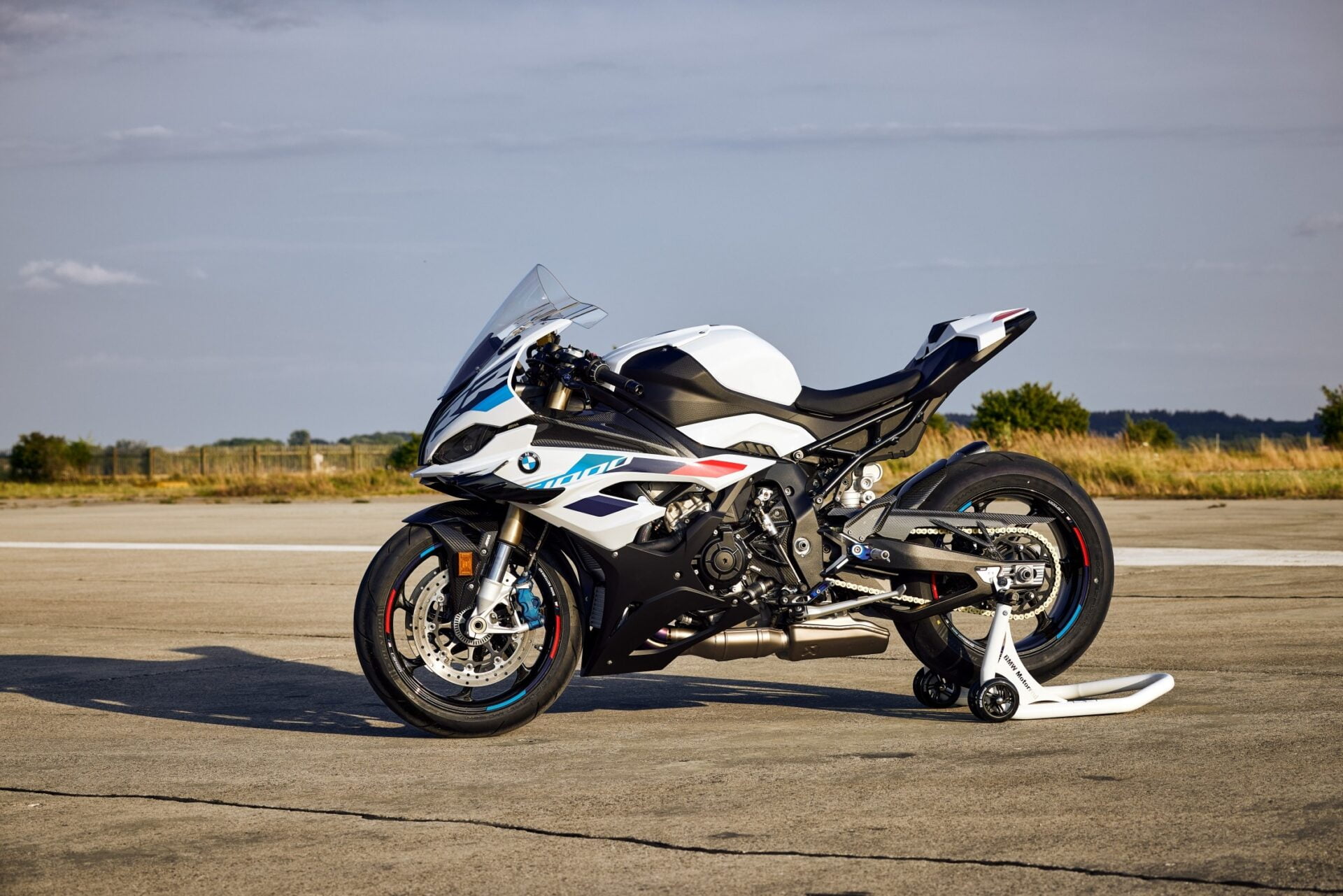 Here are the highlights of the new BMW S 1000 RR | SNAP TASTE