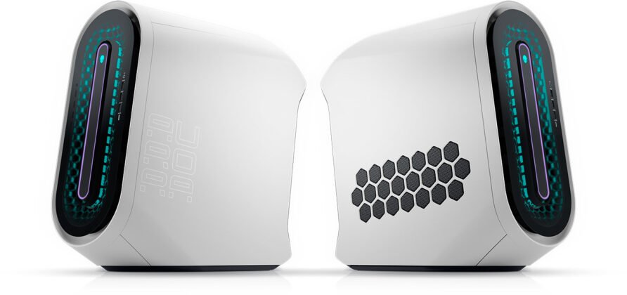 SNAP TASTE | New Gaming Desktop, keyboard, and monitor from Alienware