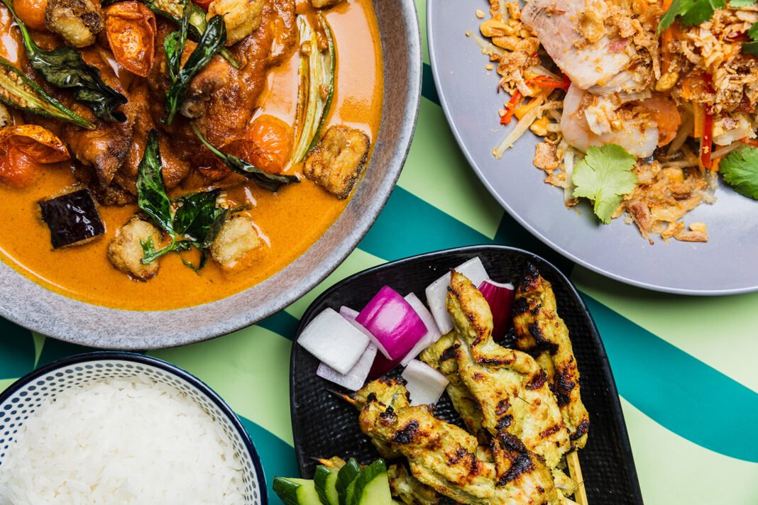 New hawker-style restaurant opens in Novotel Devonport Hotel | SNAP TASTE