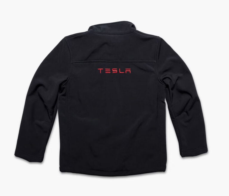 SNAP TASTE | 2022 Gift Guide for Tesla Fans