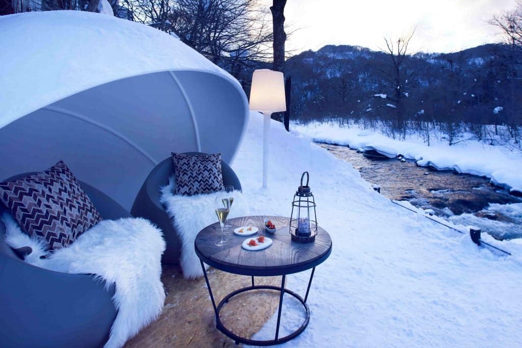 Outdoor Dining Experiences along the stream and beautiful snowscape in ...