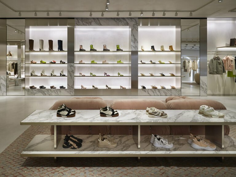 SNAP TASTE | Inside FENDI’s new store in Düsseldorf, Germany