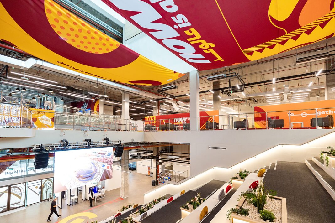 Giving you a tour inside the FIFA World Cup 2022 Qatar Media Center ...