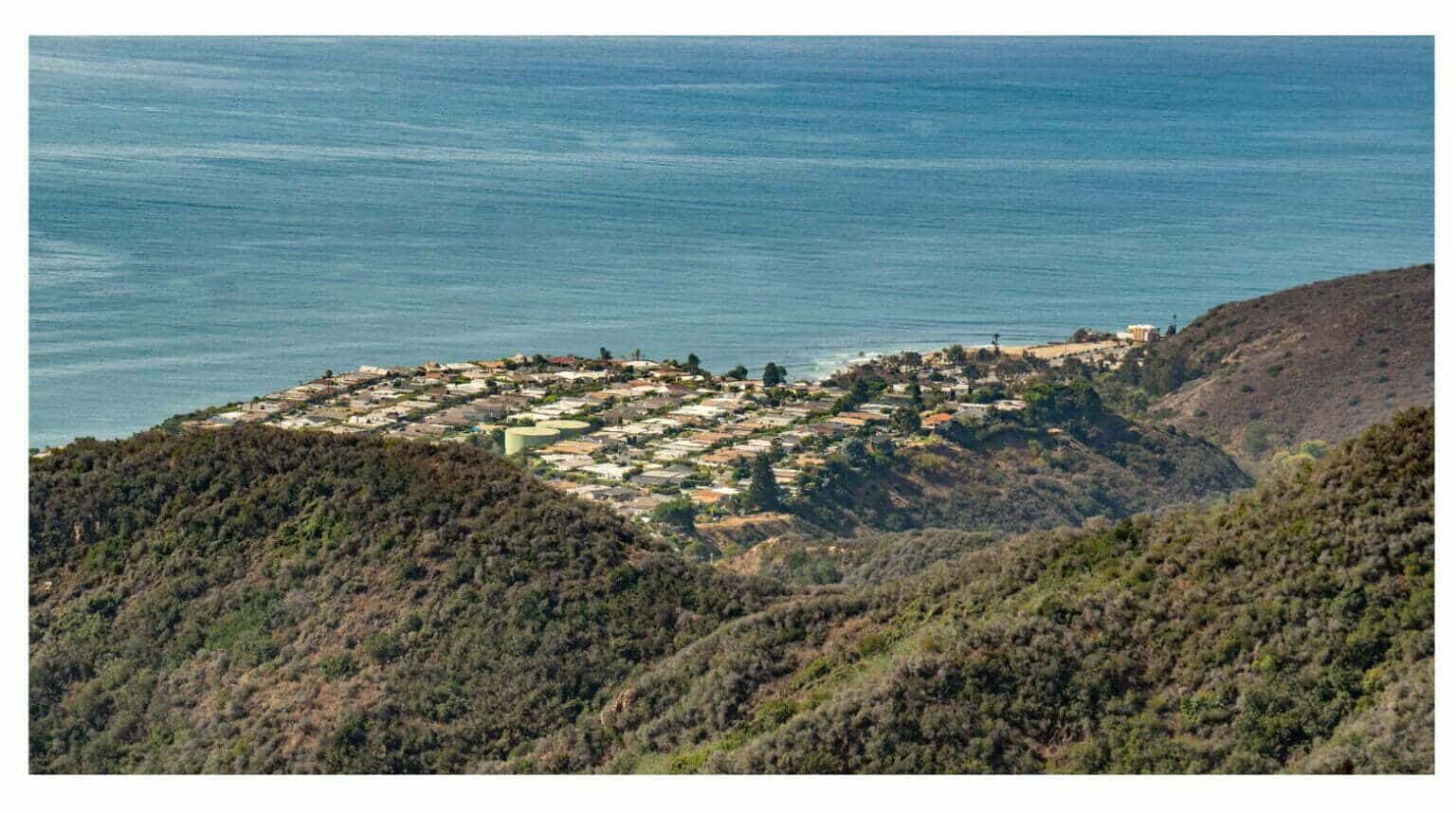 Top 4 Hiking Trails in the Santa Monica Mountains | JCG Magazine