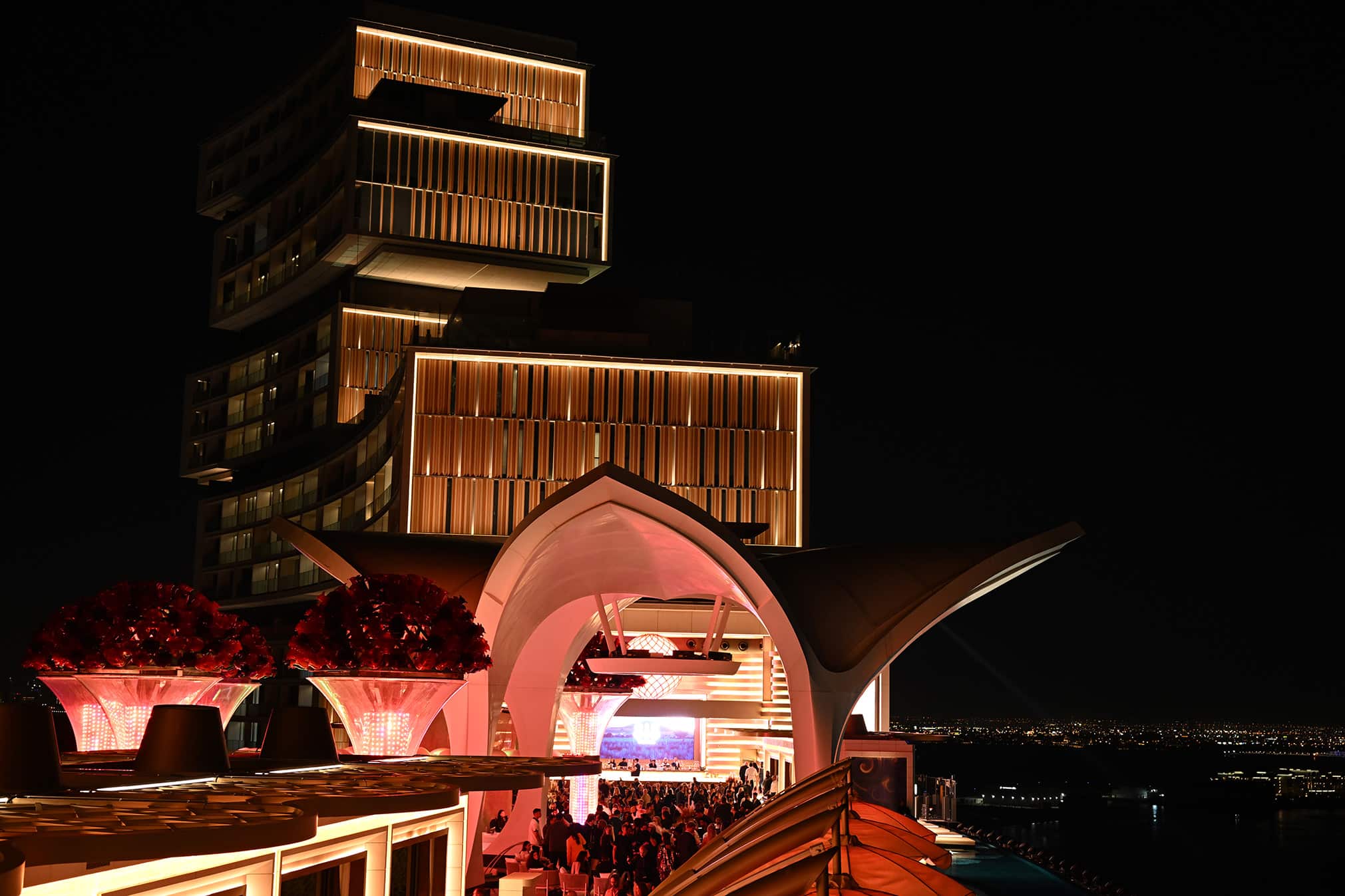 Launch party at Atlantis The Royal’s Cloud 22 Skypool with Kendall ...