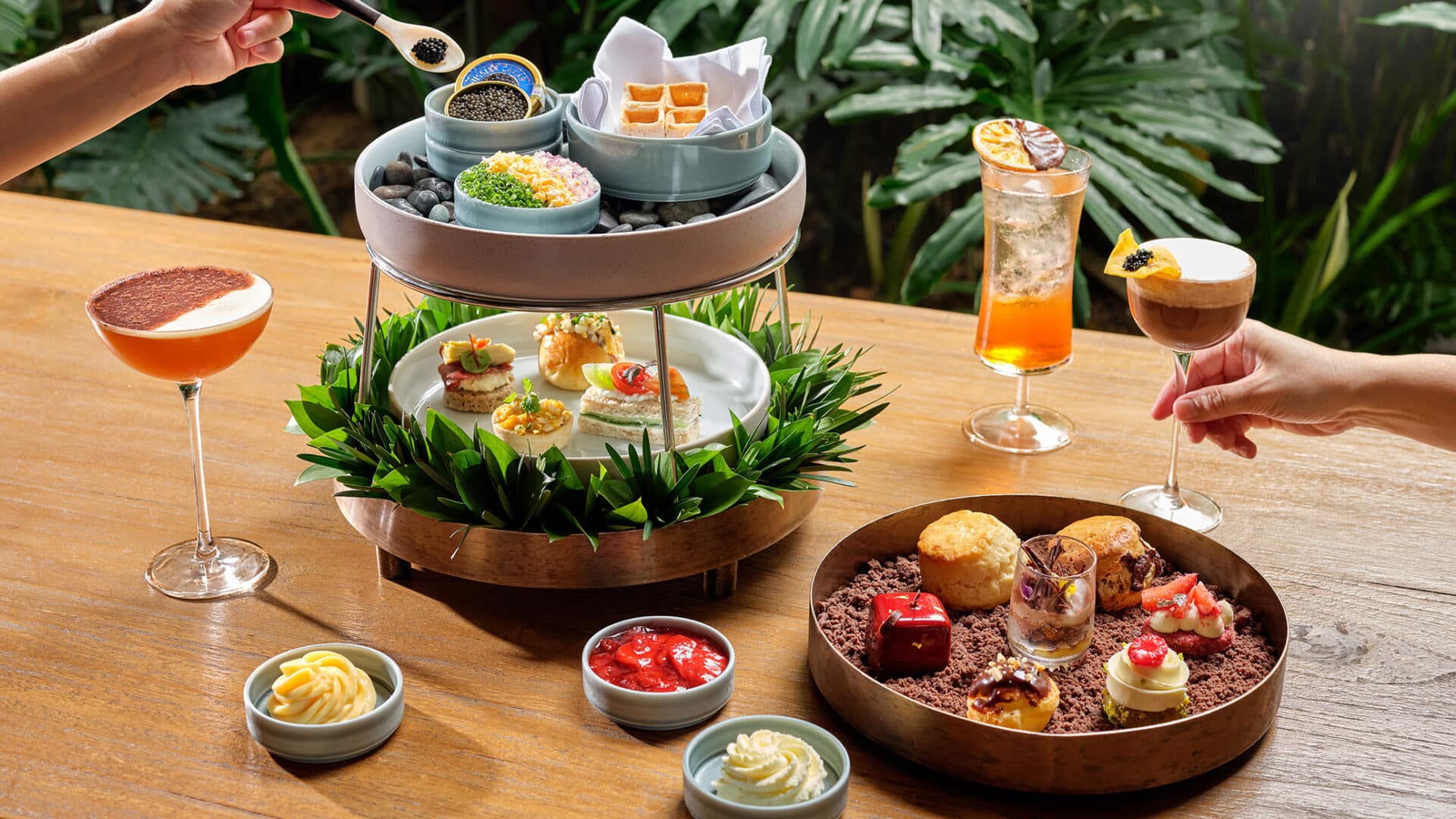 Four Seasons Hotel Singapore Presents a Luxurious Caviar and Chocolate ...