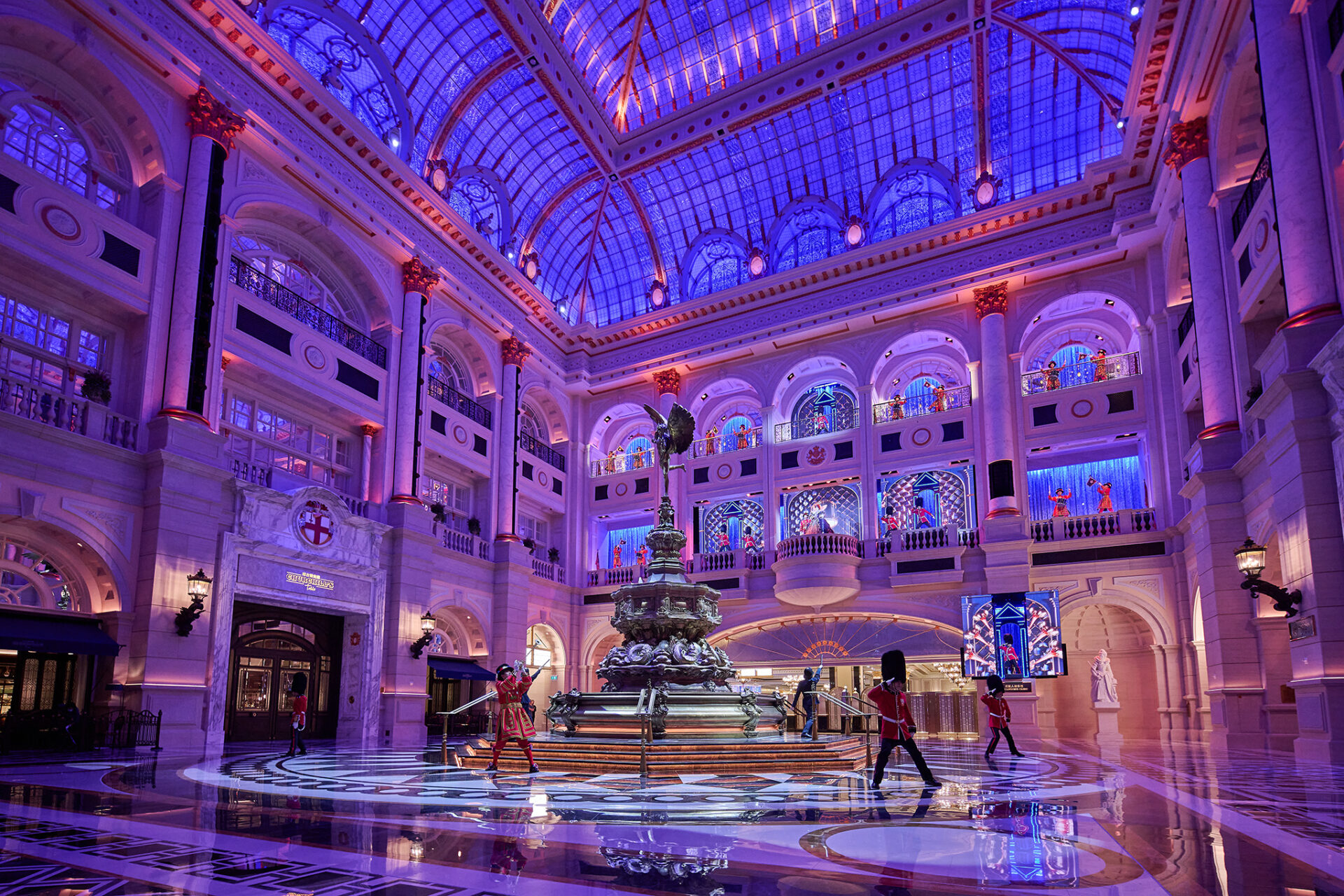 SNAP TASTE | The Crown Jewel: Experience the Changing of the Guard at ...