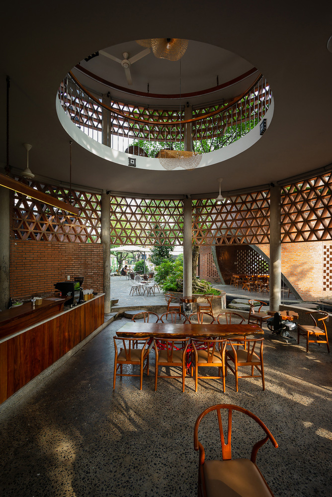 Urban Oasis: G+ Architects’ Unique Design for Nấm Coffee shop in ...