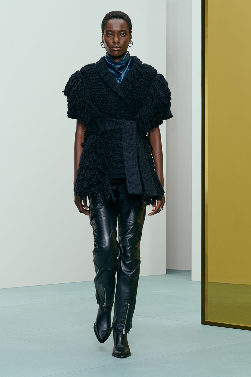 Zara SRPLS Fall/Winter 2023 Collection: A Fusion of Modern Elegance and ...