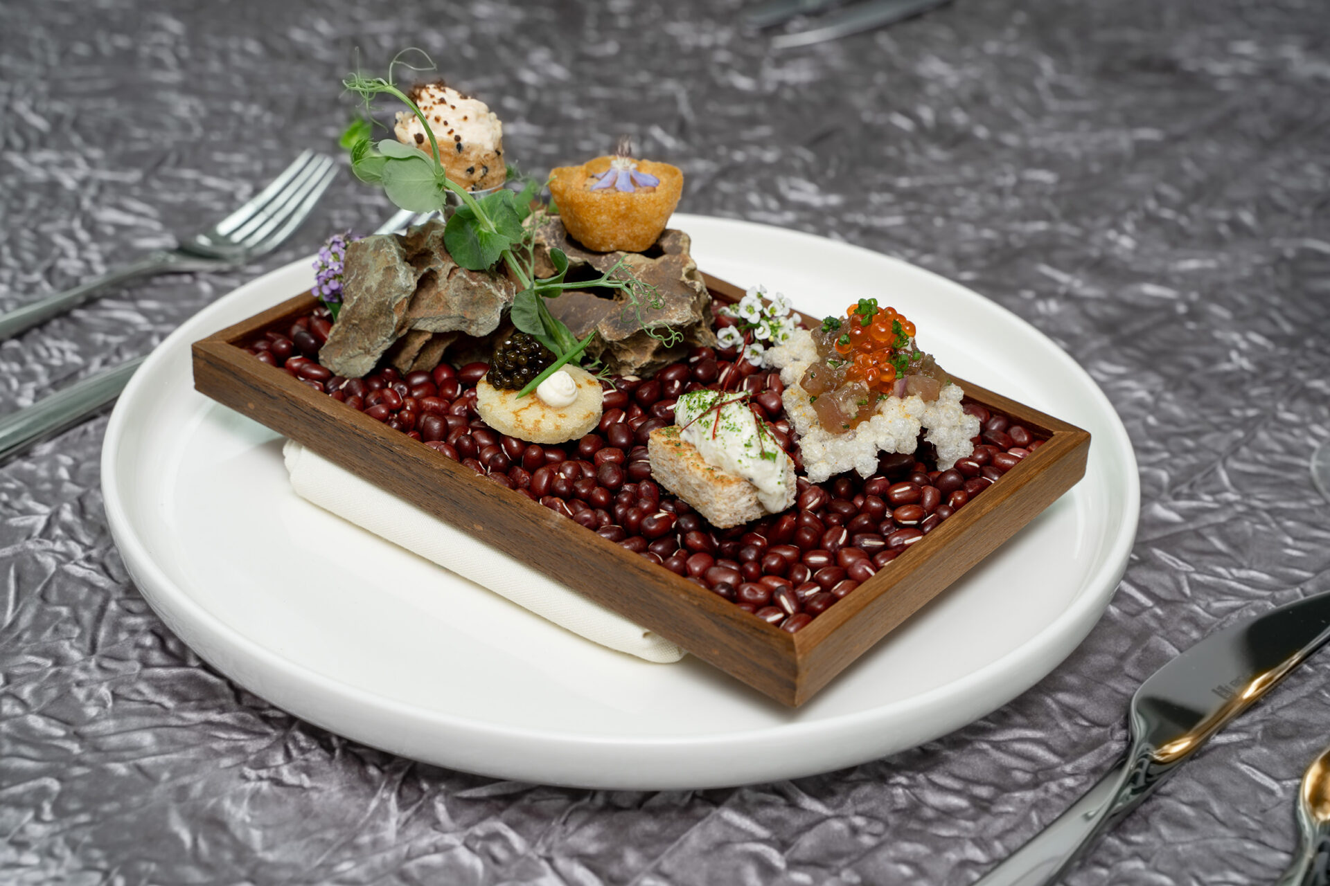 Sky High Delights: The All-New 165 Sky Dining at Singapore Flyer | SNAP ...