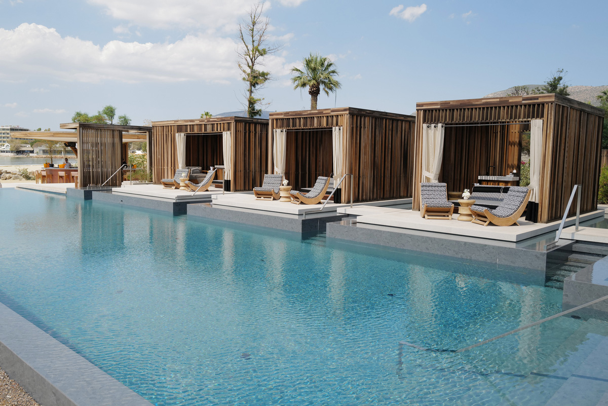 A-List Celebrities Celebrate the Grand Opening of One&Only Aesthesis in ...