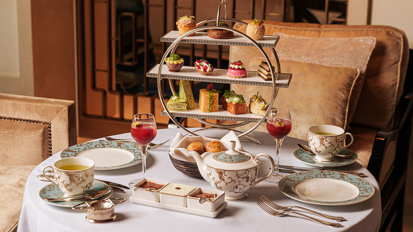 Discover the Herbalist’s Apothecary Afternoon Tea at Shai Salon | SNAP ...