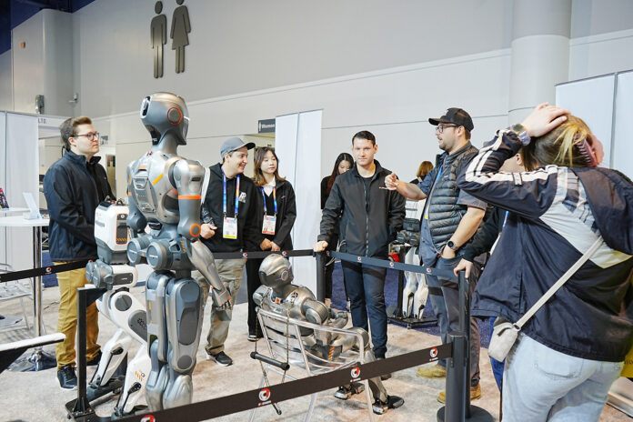 SNAP TASTE | Shenzhen EngineAI Robotics Unveils Humanoid Robots at CES 2025 SNAP TASTE | Shenzhen EngineAI Robotics Unveils Humanoid Robots at CES 2025