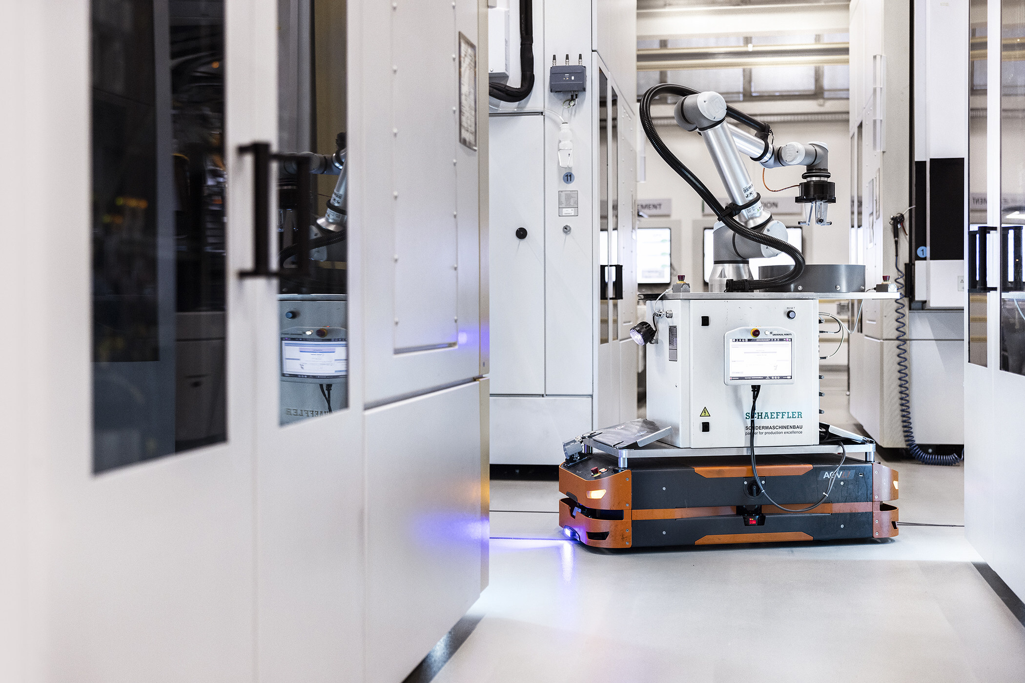 SNAP TASTE | Schaeffler to Showcase Advanced Motion Technology at CES 2025