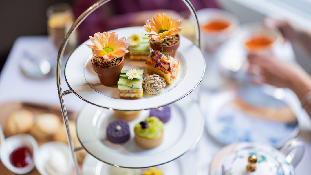 SNAP TASTE | A Floral-Inspired Afternoon Tea Blooms at The Peninsula ...
